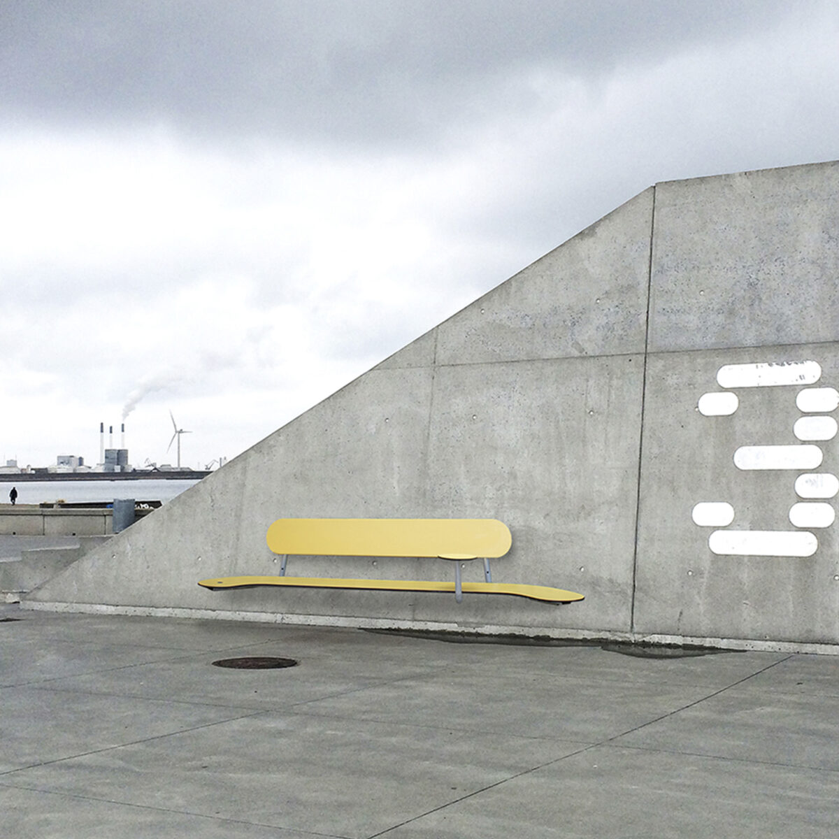 Лавка PLATEAU WALL BENCH 194 - Podiluxe